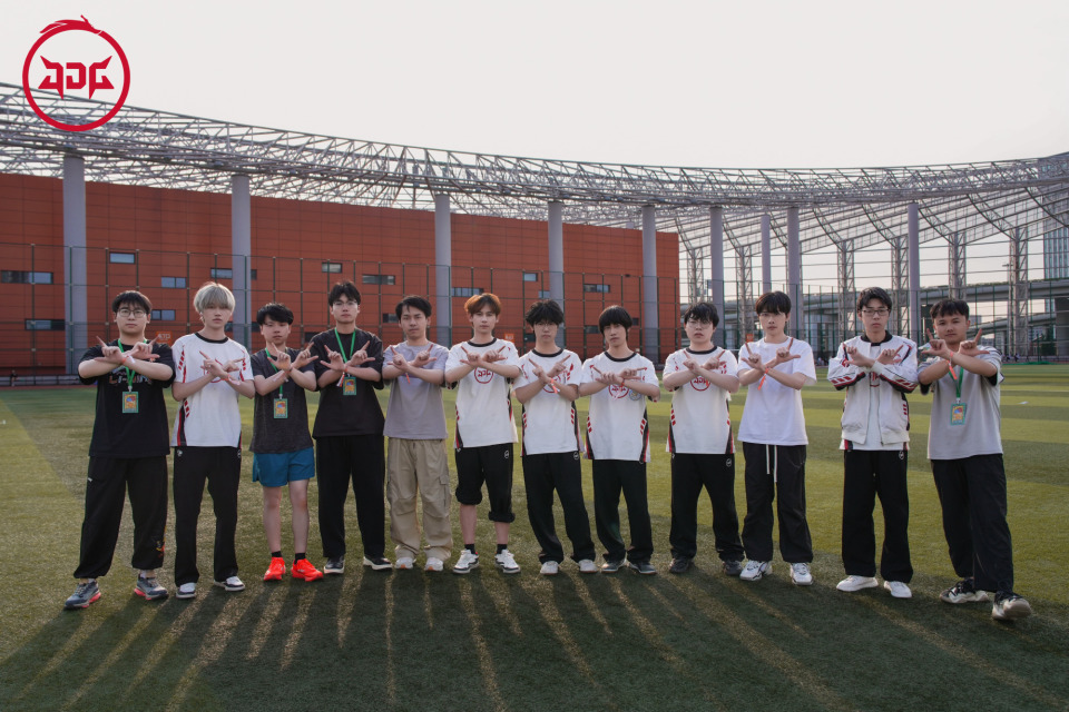 KPL红榜：JDG除无畏外四人包揽MVP，妖刀五连绝世，AG大场17连胜！_腾讯新闻