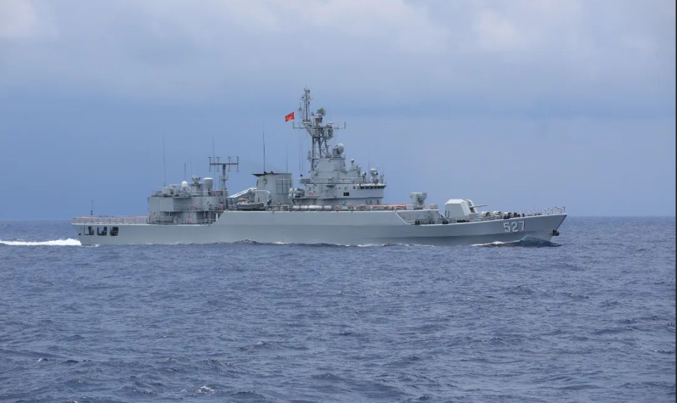 053H3型527洛阳舰，服役20年就退出现役，将成某训练舰支队成员？_腾讯新闻