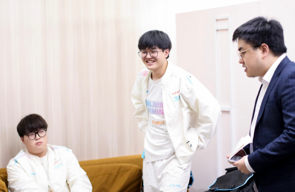 Ppgod出现低级失误，BLG淘汰OMG，Shanji说出心声