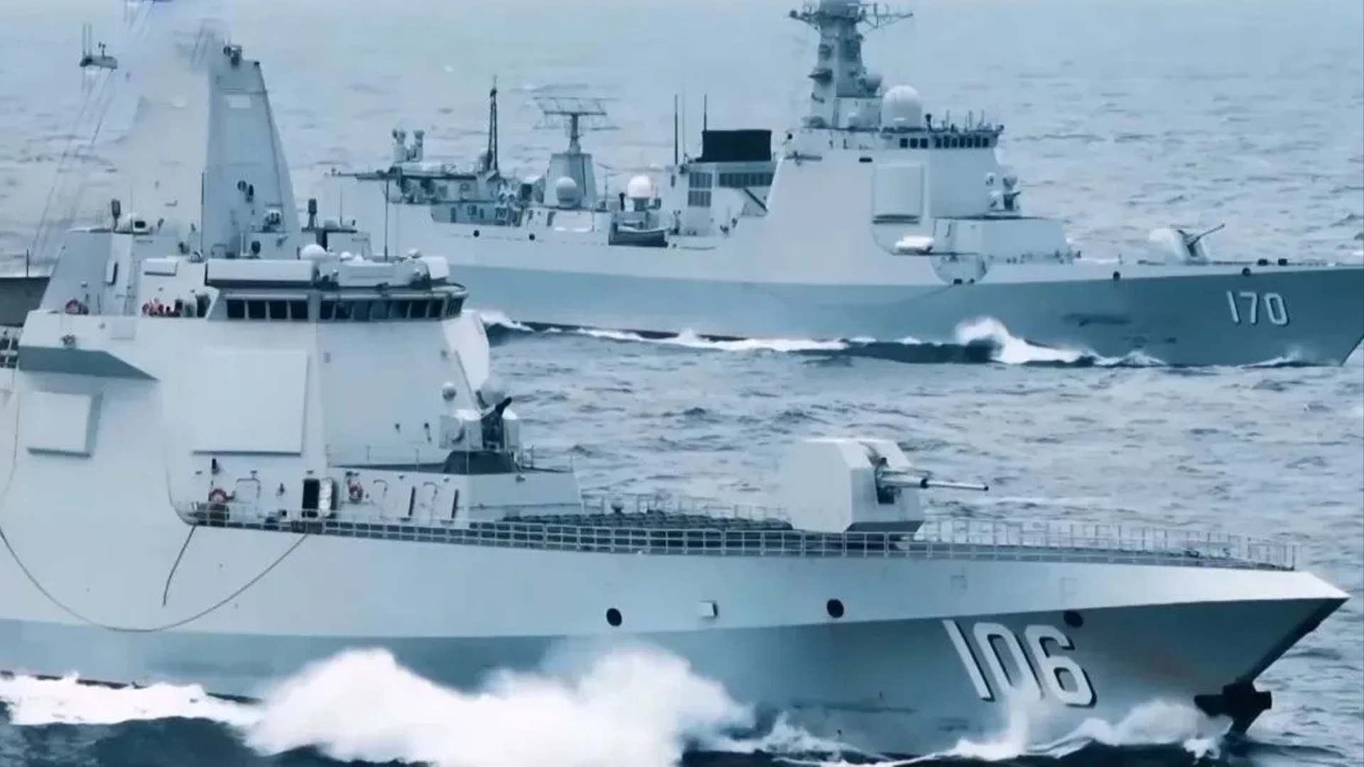 055+052+054系列驱护舰护航，福建舰编队将具备全面高水平实战能力_腾讯新闻