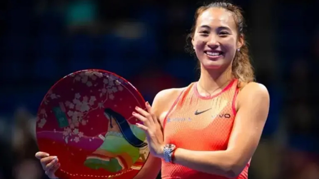 WTA最新排名公布：郑钦文夺冠逼近前5，肯宁携亚军重返TOP100_腾讯新闻