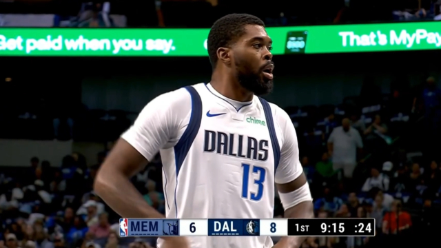 好用！独行侠新援马绍尔开局闪耀：接球三分+强硬突破_腾讯新闻