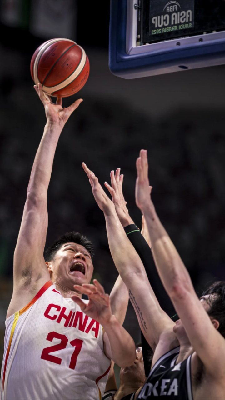 79-71！中国男篮胜韩国进亚洲杯四强，胡金秋23+11，眼角被打出血_腾讯新闻