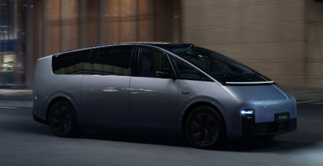 无图NOA将于7月推送 理想汽车发布端到端+VLM全新自动驾驶技术架构_腾讯新闻