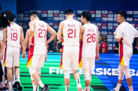 CBA某球队高管：建议国内联赛与FIBA完全接轨 比赛时压缩至40分钟_腾讯新闻