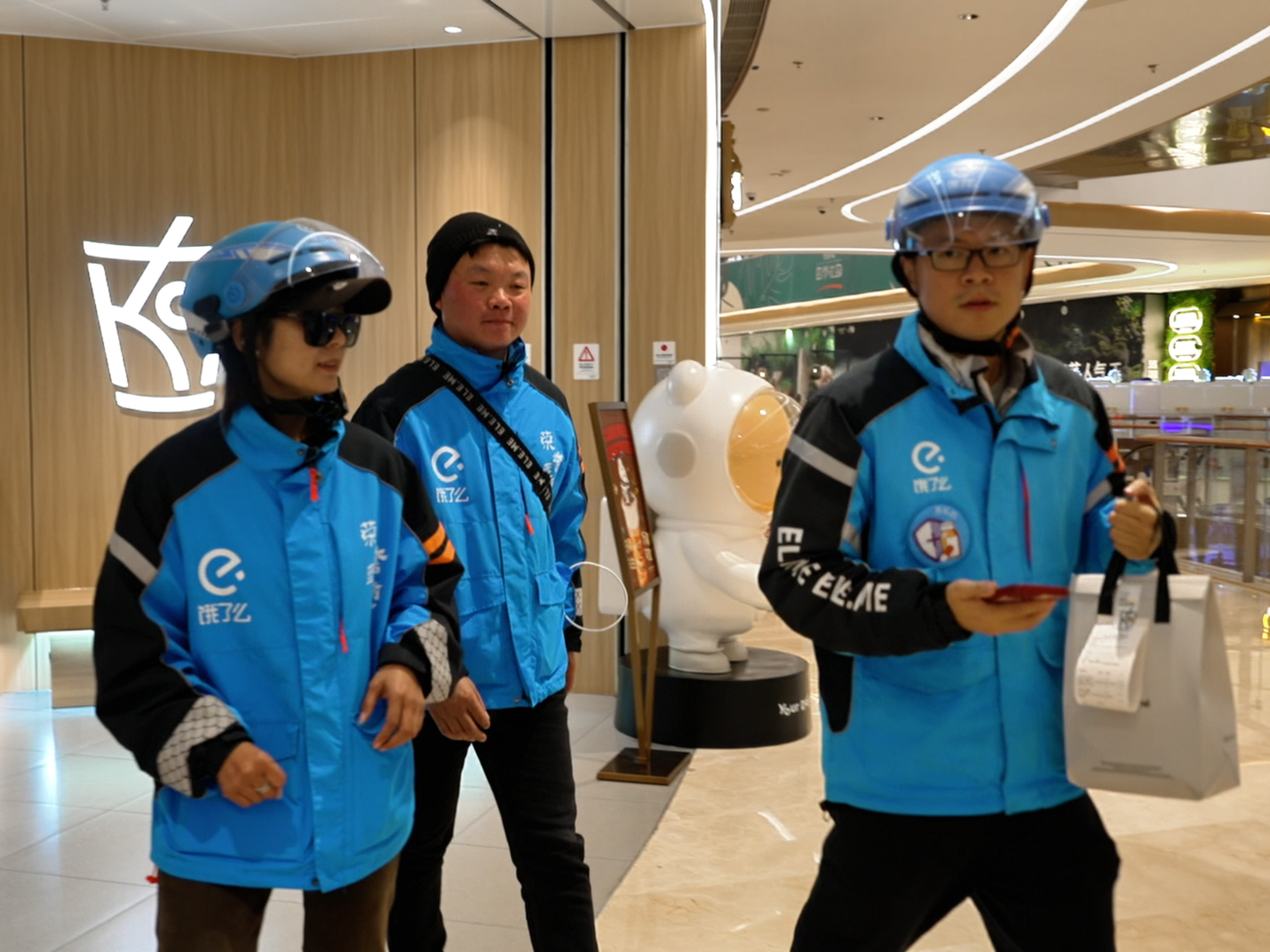 浙大博导亲身体验听障骑手生活 揭秘无声配送背后故事_腾讯新闻