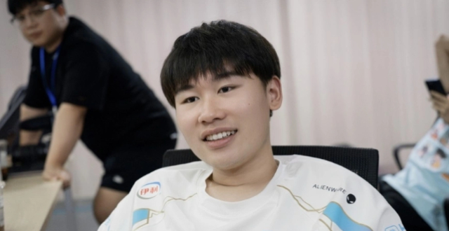 再见xun！wei上场，BLG连追2局击败JDG！ELK被尺帝多次单杀_腾讯新闻