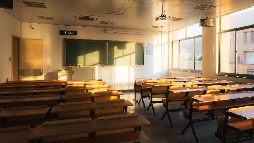 创造票房纪录的哪吒导演竟是医科大学毕业！文科理科如何抉择？_腾讯新闻