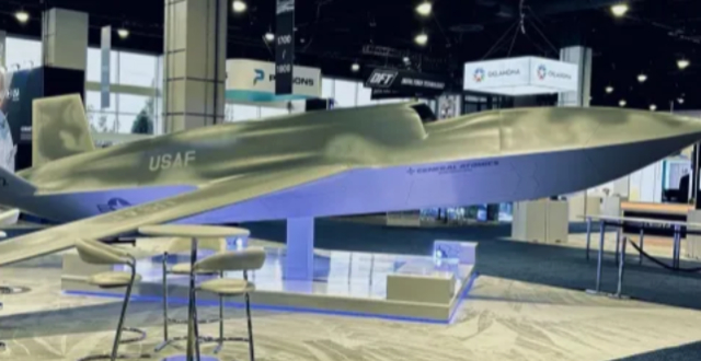 美国空军首次官方命名无人战斗机_腾讯新闻