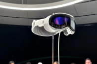 我们在现场感受了苹果首款MR头显设备，至少会给VR行业续命10年｜WWDC23_腾讯新闻