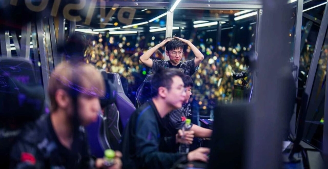 《Dota2》TI14 XG战队2-1战胜PV，中国战队时隔4年重返TI总决赛_腾讯新闻