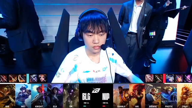 BLG让一追二战胜了NIP，左手永恩斩断了Rookie最后的幻想_腾讯新闻