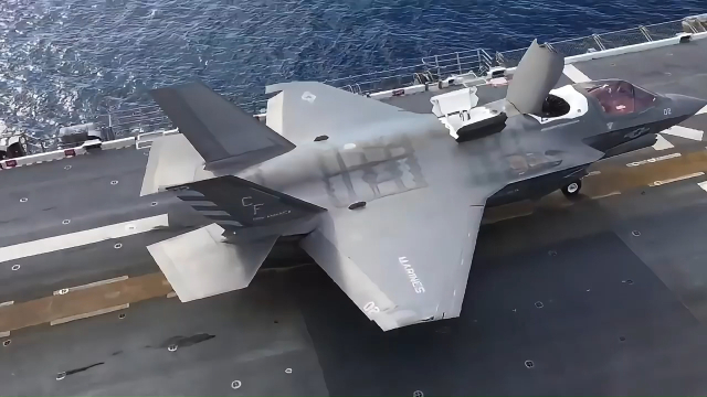 战斗机中的变形金刚，仅需百米内就能起飞F35B垂直起降战斗机，单价仅需1.2亿美金_腾讯新闻