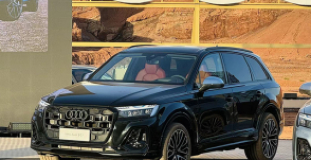 售60.98万元起 细节升级更显豪华 新款奥迪Q7/SQ7正式上市_腾讯新闻