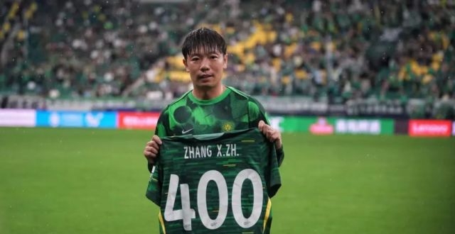 一切都是最好的安排！张稀哲400场破门，买饮料感谢球迷制作TIFO_腾讯新闻