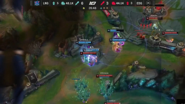 LOL：EDG对战LNG第一局，Gala卡莎掀翻EDG众将_腾讯新闻