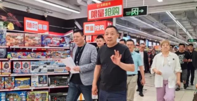 胖东来的“爆改圈”：至少14家企业入围，帮扶模式能否全国开花？_腾讯新闻