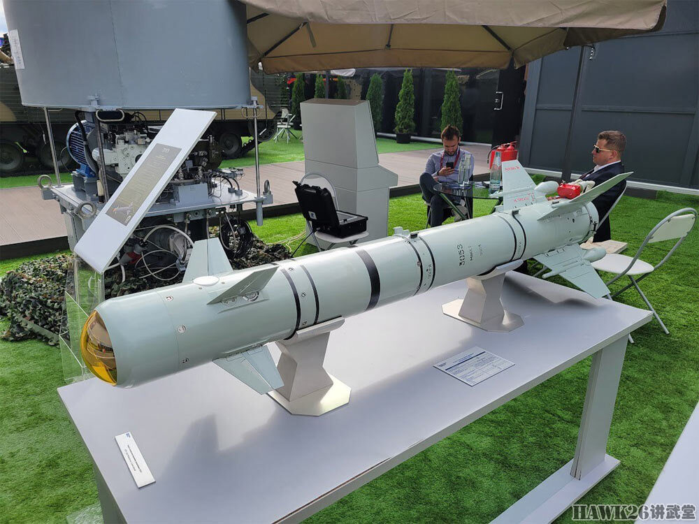 俄罗斯军方采用LMUR多用途空地导弹 编号Kh-39 配备武装直升机_腾讯新闻