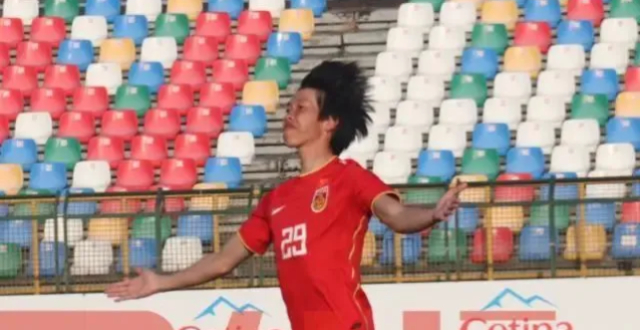 热身赛：中国U22男足1-1逼平克罗地亚U23国家队 朱启文天外飞仙破门_腾讯新闻