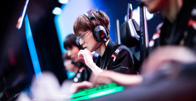 季后赛前瞻：59E揭竿而起！OMG迎战EDG，状态能否延续？_腾讯新闻