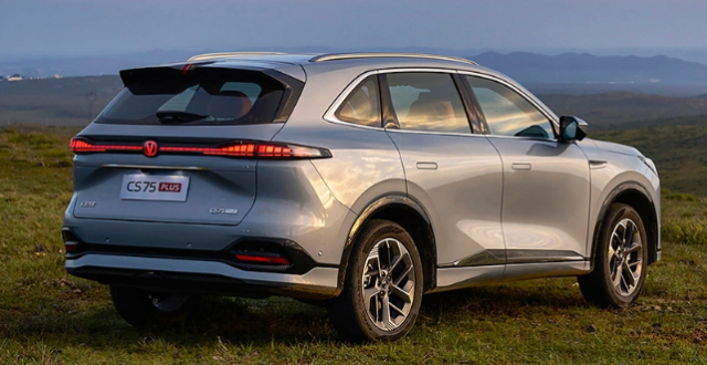 售12.19万起 标配L2级智驾辅助 长安第四代CS75 PLUS交付_腾讯新闻