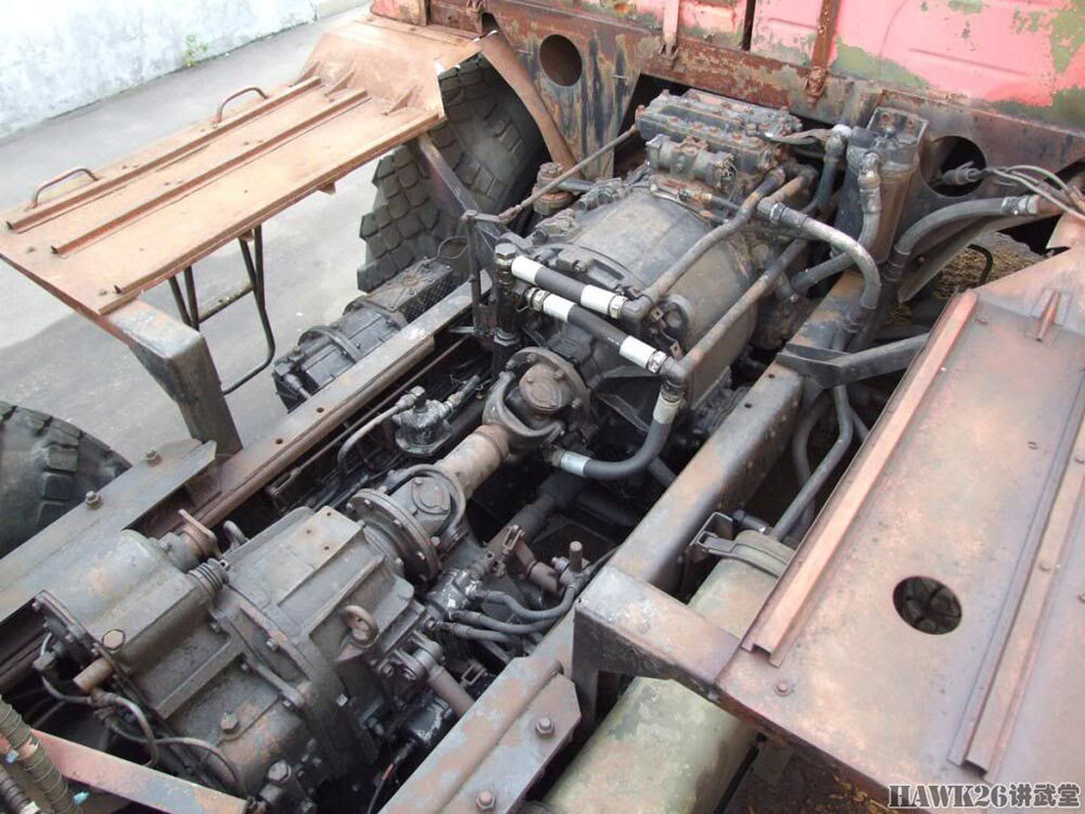 图说：MAZ-537重型牵引车“苏联暴力美学”的代表 正在逐渐远去_腾讯新闻