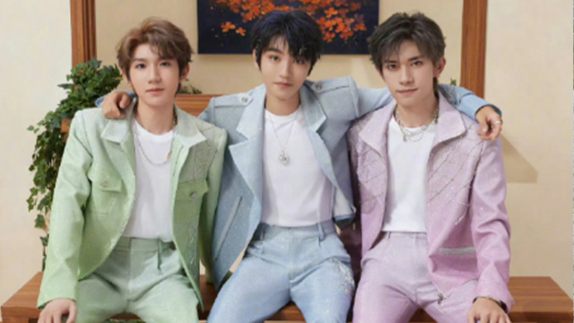 TFBOYS迎来12周年，王俊凯、王源、易烊千玺卡点发文庆祝_腾讯新闻