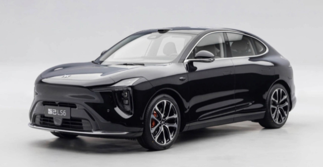 新一代智己LS6上市 增程版纯电续航450公里 权益价19.79万起_腾讯新闻