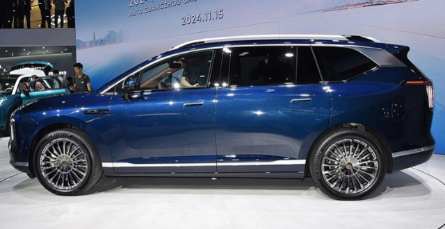 售26.98万元起 比问界M8便宜近10万 广汽昊铂HL中大型SUV上市_腾讯新闻