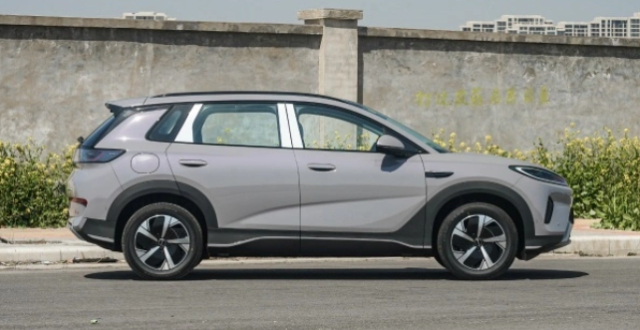 11万入手家庭精装纯电SUV 海狮05EV怎么选？_腾讯新闻