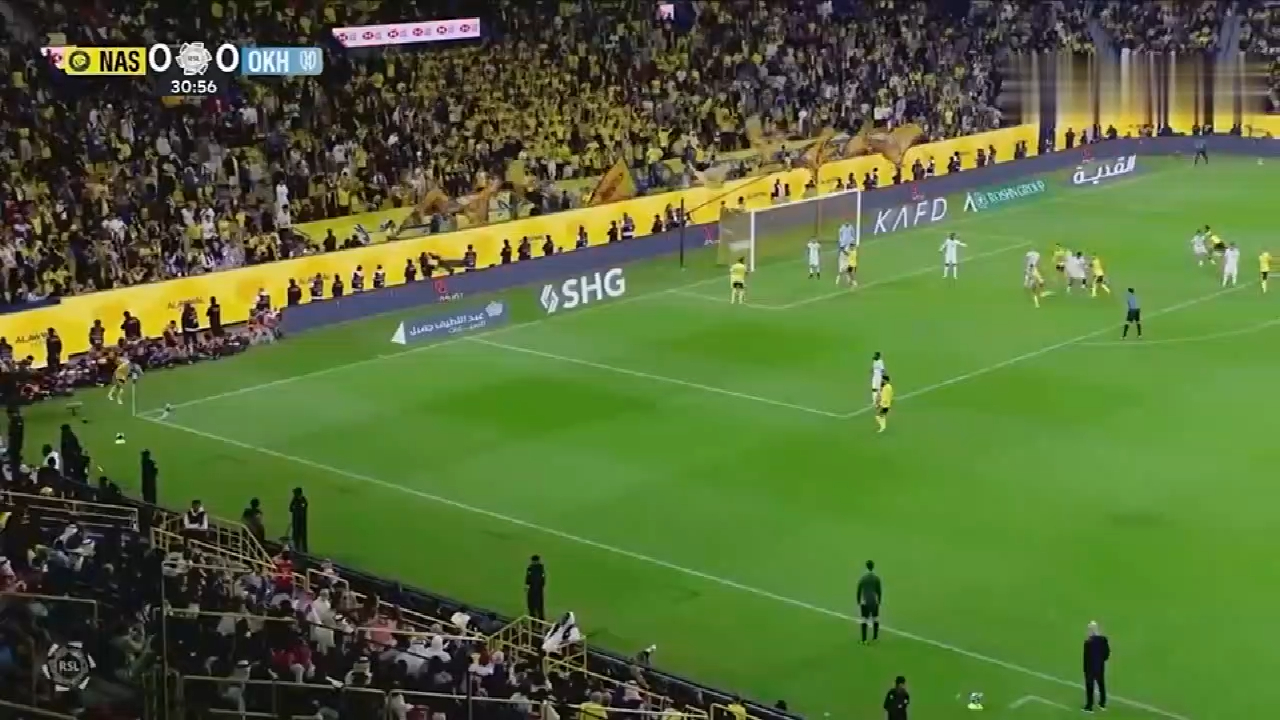 太帅了！还原C罗华丽双响+神级脚后跟破门，利雅得胜利3-0阿科多_腾讯新闻