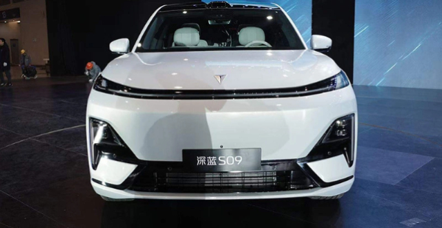 补贴后售21.49万元起 用理想L9的“半价”相竞争 深蓝S09大型6座SUV上市_腾讯新闻