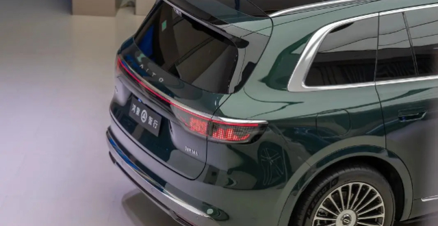 问界M9、M8再迎OTA升级：10大新功能_腾讯新闻