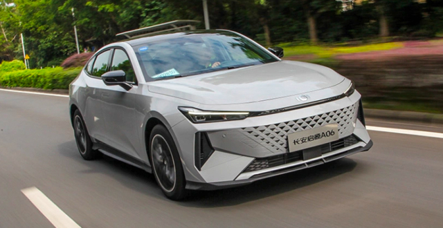 动态表现强于比亚迪DM-i 体验长安启源A06和Q05_腾讯新闻