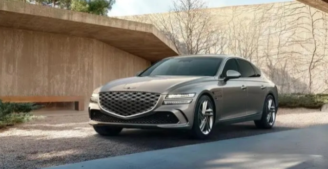 2024粤港澳车展：新款捷尼赛思G80 售价29.98万元起_腾讯新闻