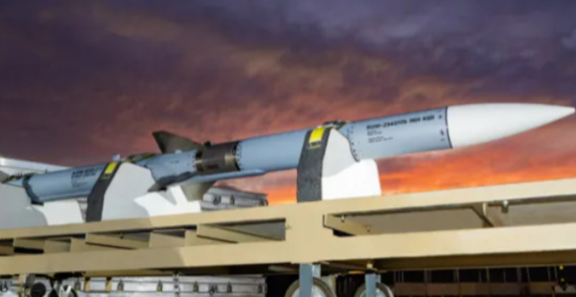 美军下一代空空导弹AIM260首次曝光_腾讯新闻