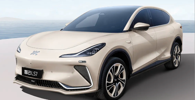 智己汽车：智己LS7 6月销售1948台_腾讯新闻