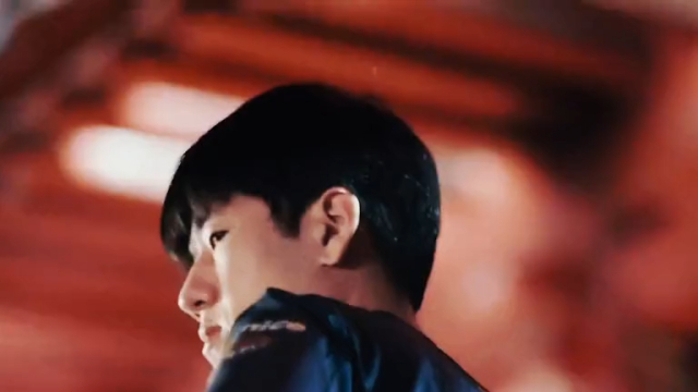 LOL：不怕背锅只是不想输的AD，Gala职业比赛五杀秀，不比Uzi差_腾讯新闻