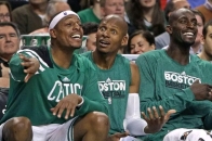 凯尔特人三巨头当年的夺冠之路，你知道有多传奇吗？_腾讯新闻