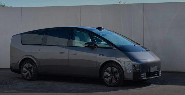 理想MEGA配置曝光！车长5米3，空悬+CDC，官方：重新定义MPV_腾讯新闻