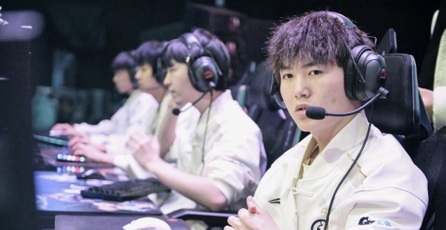 Cryin致命失误！IG痛失好局，不敌WBG！ZDZ剑魔狂C，带队翻盘_腾讯新闻