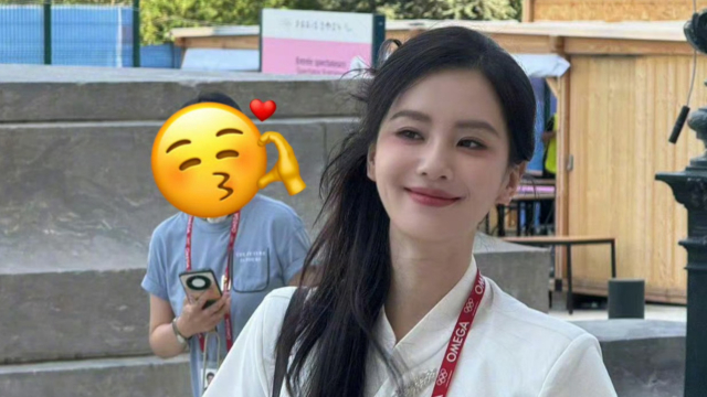 刘诗诗奥运证件照火遍全网，皮肤白到不真实，顶级骨相尽显东方美_腾讯新闻