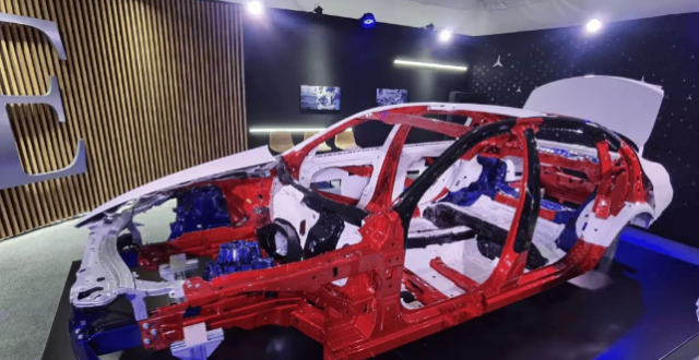 揭开小米YU7首用2200MPa超强钢的幕后风云_腾讯新闻