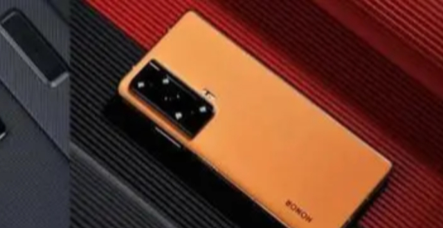 官宣荣耀Magic Vs2和手表4 Pro齐发，高管明示轻薄、好用一目了然_腾讯新闻