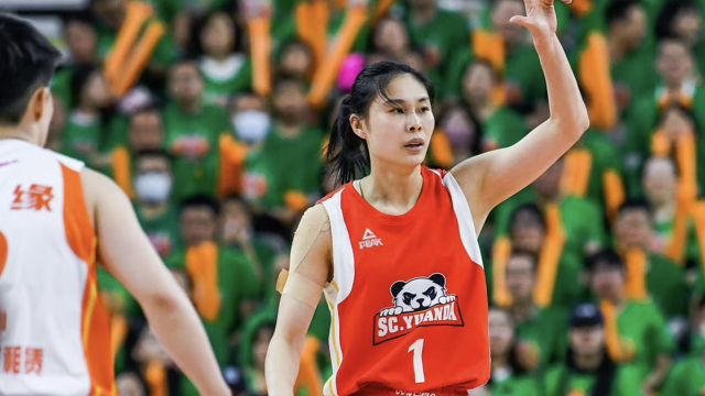 中国女篮主力后卫名不虚传！王思雨WCBA总决赛G1得分集锦_腾讯新闻