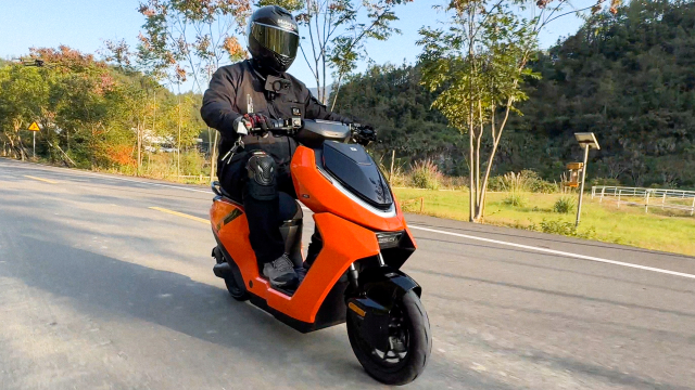 电自电轻摩同平台，极核AE5i:PRO试驾简评｜照摩镜_腾讯新闻