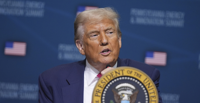 特朗普宣布将向乌克兰提供“顶级武器”，美媒质疑：援乌的“爱国者”反导系统从哪来？_腾讯新闻