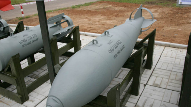 FAB-250 M62 炸弹在顿巴斯的影响，回顾_腾讯新闻