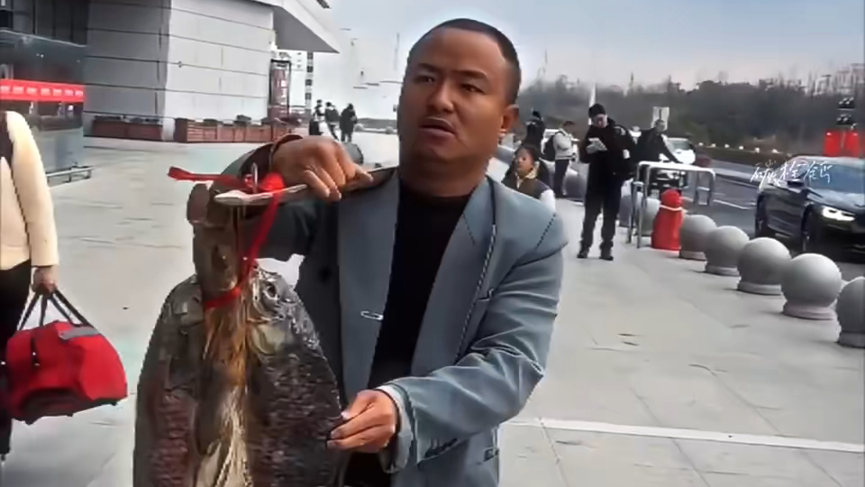终于可以回家过年了！_腾讯新闻