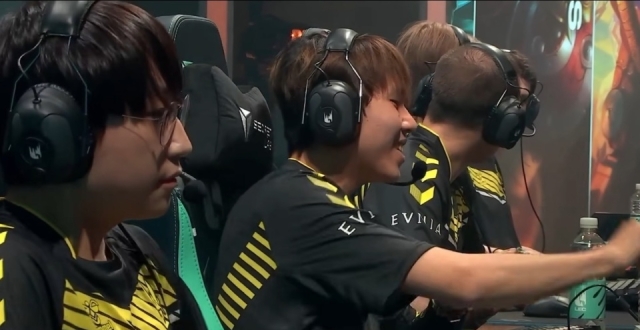 Bo世界赛梦想破碎，无缘交战LPL，生涯再次陷入危机，VIT彻底烂透_腾讯新闻